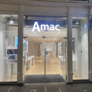Apple AirPods of Apple AirPods Pro kopen? | Amac | 50 winkels | Apple ...